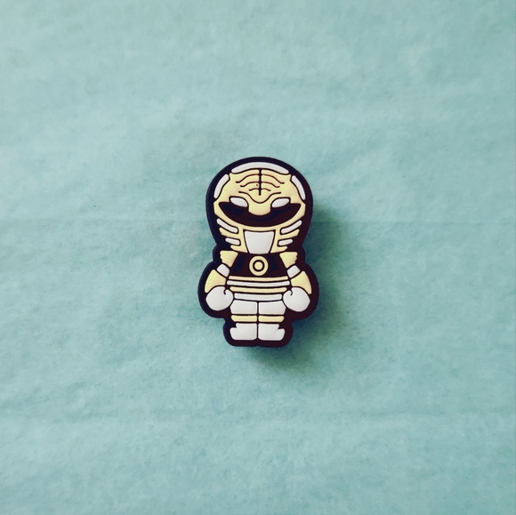 CROCS | Accessories | 75 Mighty Morphin Power Rangers White Ranger Croc ...